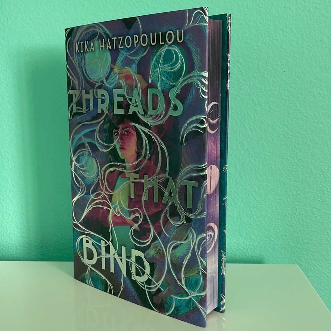 Threads That Bind Fairyloot by Kika Hatzopoulou, Hardcover | Pangobooks