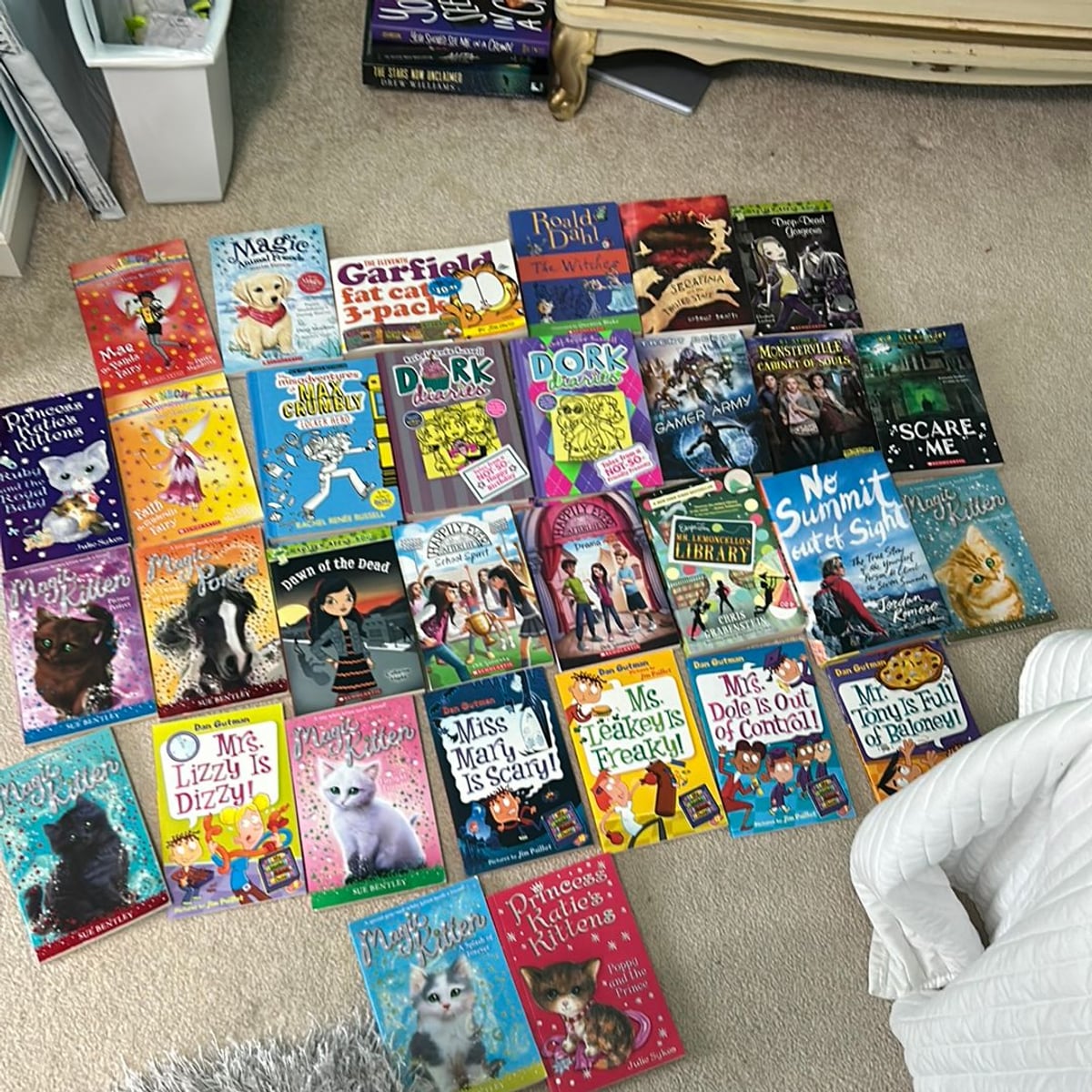31 kid and middle grade books by Multiple , Paperback | Pangobooks