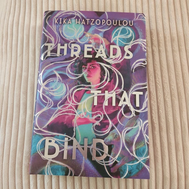 Threads That Bind by Kika Hatzopoulou, Hardcover | Pangobooks