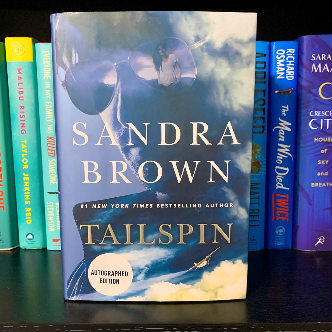 Tailspin by Sandra Brown, Hardcover | Pangobooks
