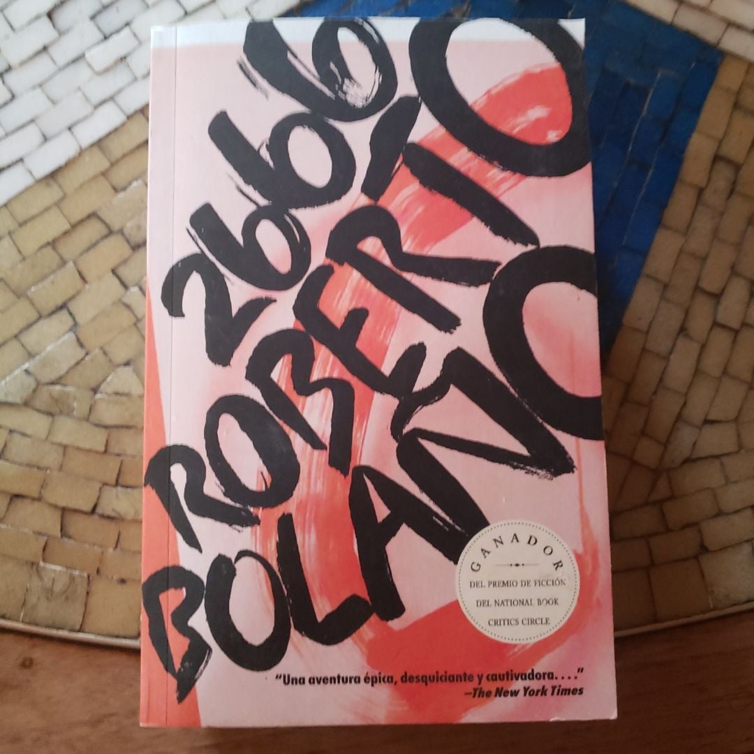 2666 (Spanish Edition) by Roberto Bolaño; Roberto Bolaño, Paperback ...