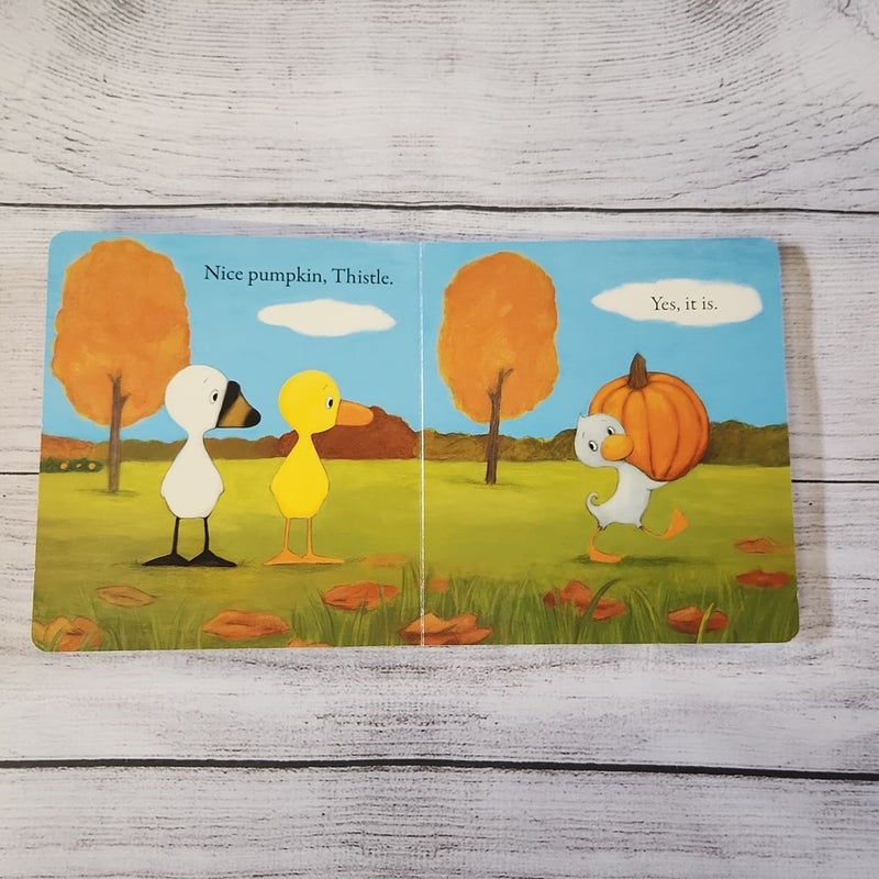 Duck & Goose Find a Pumpkin