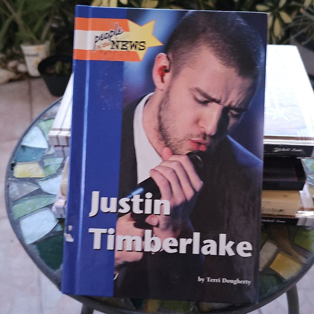 Justin Timberlake by Terri Dougherty, Hardcover | Pangobooks