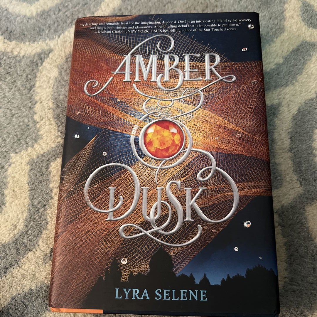 Amber and Dusk (Signed) by Lyra Selene, Hardcover | Pangobooks
