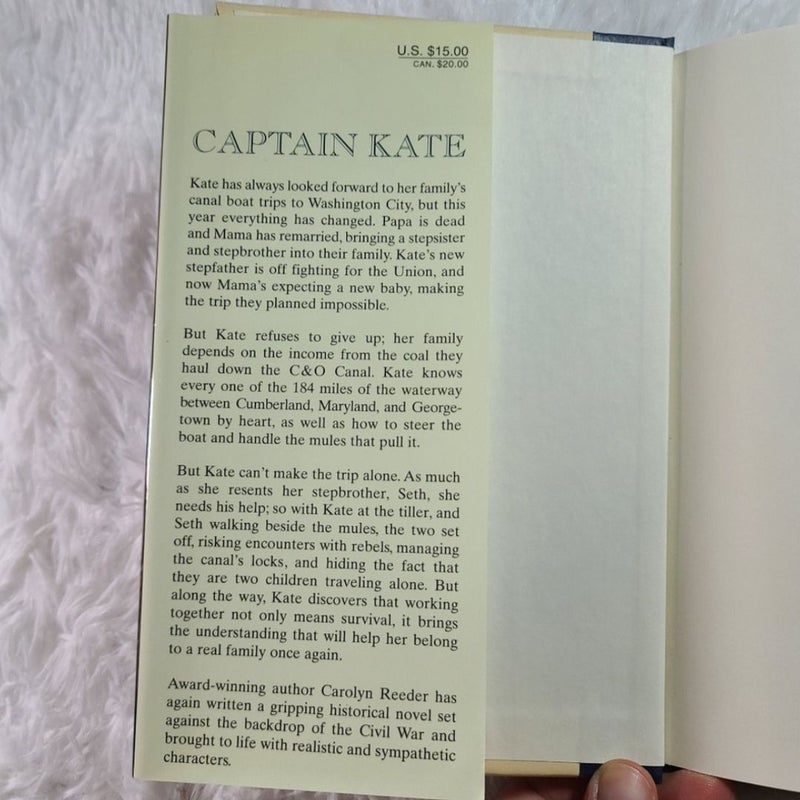 Captain Kate by Carolyn Reeder, Hardcover | Pangobooks