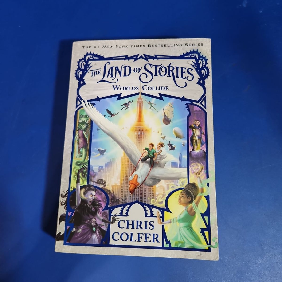 The Land of Stories: Worlds Collide by Chris Colfer