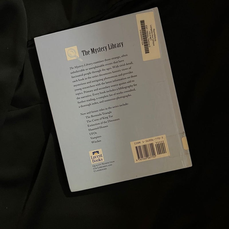 The Mystery Library - ESP by Patricia D. Netzley, Hardcover | Pangobooks