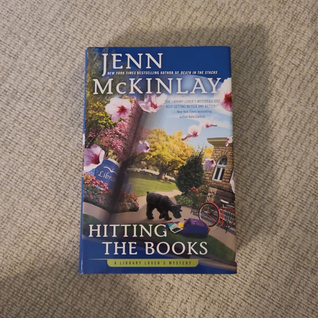 Hitting the Books by Jenn McKinlay