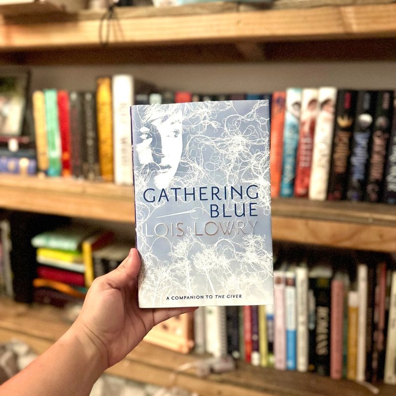 Gathering Blue by Lois Lowry, Hardcover | Pangobooks