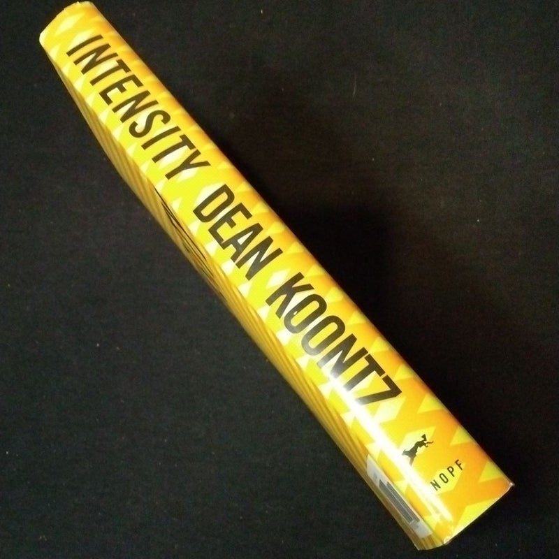Intensity by Dean Koontz, Hardcover | Pangobooks