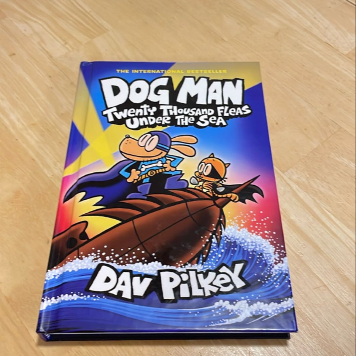 Dog Man: Twenty Thousand Fleas under the Sea: a Graphic Novel (Dog Man ...
