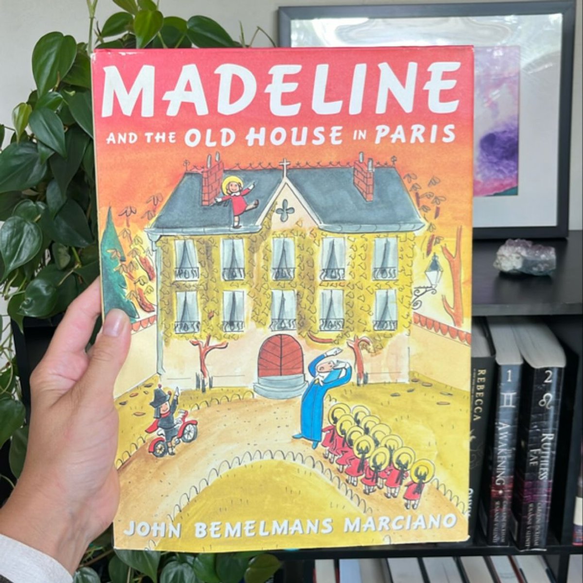 Madeline and the Old House in Paris by John Bemelmans Marciano