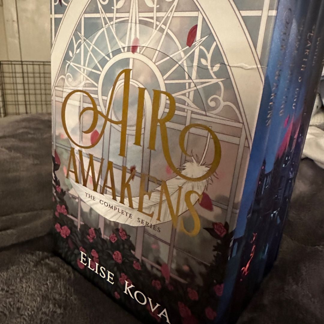 Air Awakens Series by Elise Kova, Hardcover | Pangobooks