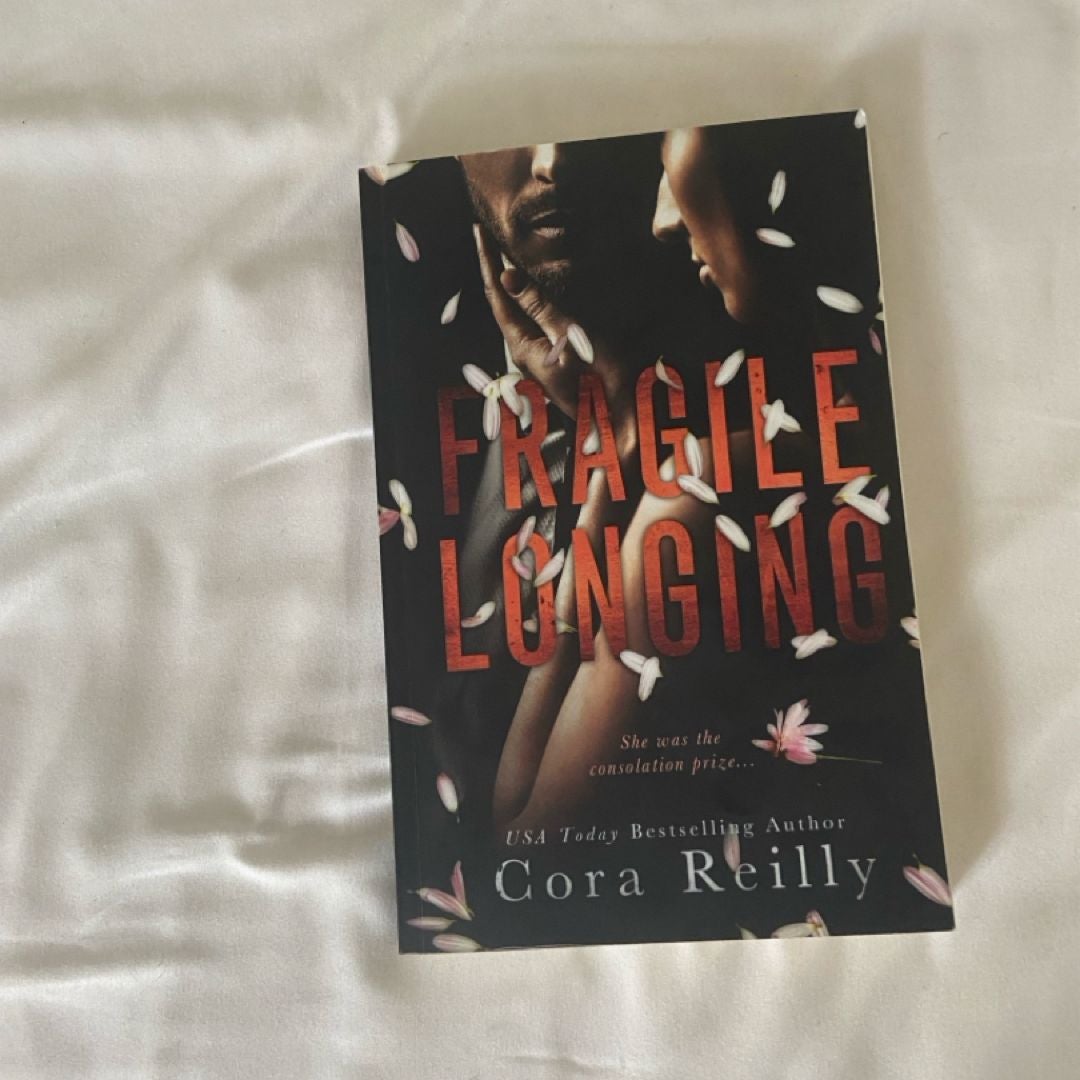 Fragile Longing by Cora Reilly , Paperback | Pangobooks