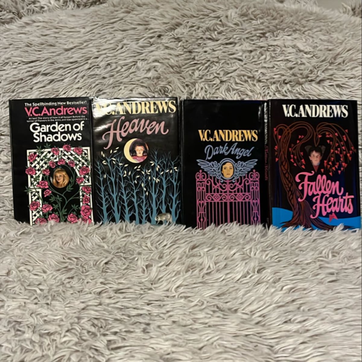 V.C. Andrews Vintage Book Lot by V.C. Andrews, Hardcover | Pangobooks