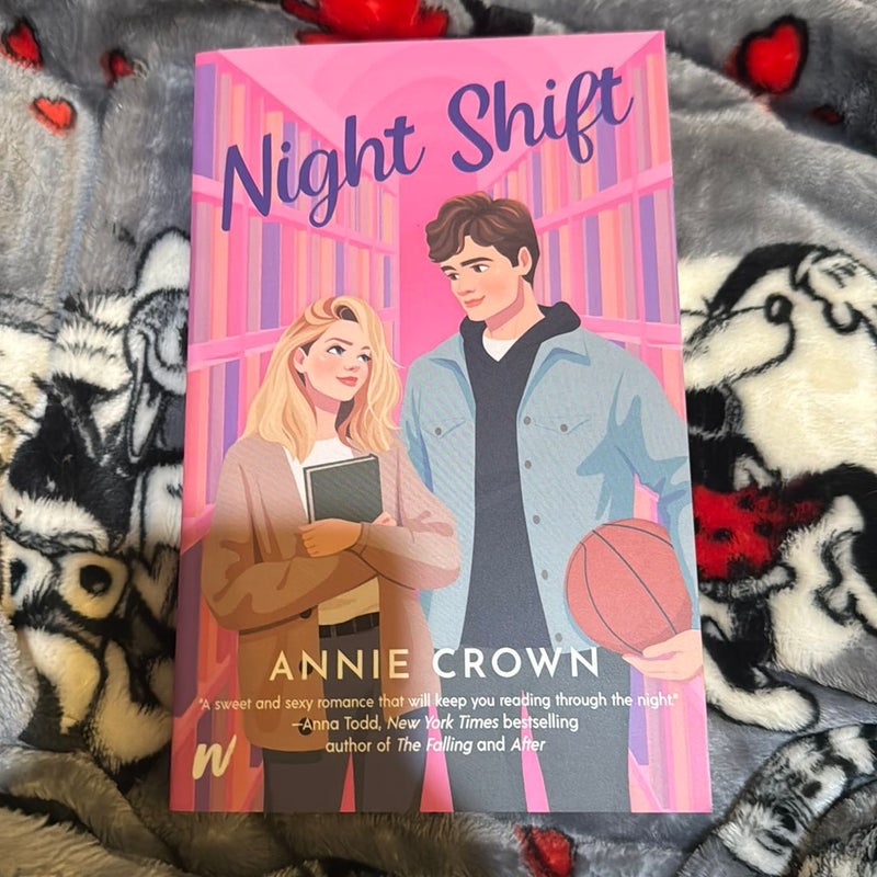Night Shift by Annie Crown, Paperback | Pangobooks