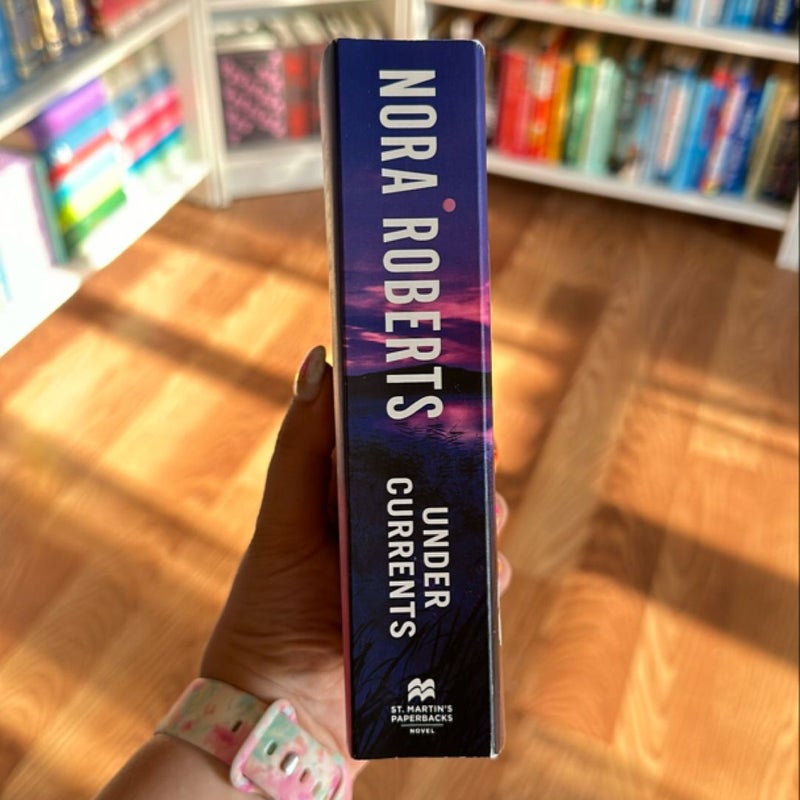 Under Currents by Nora Roberts, Paperback | Pangobooks