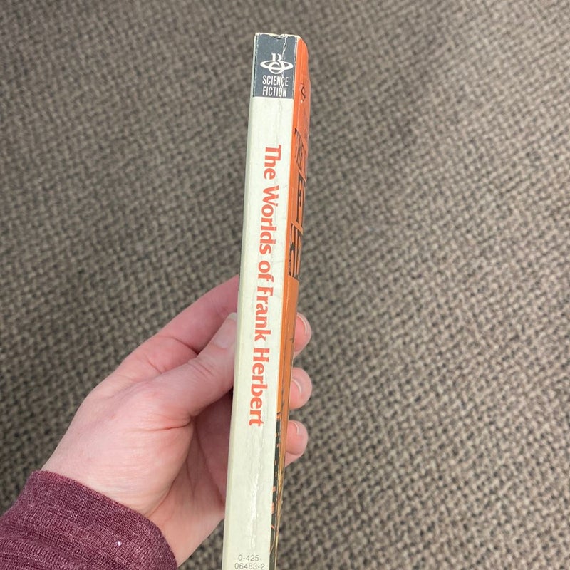 The worlds of frank herbert by Frank herbert, Paperback | Pangobooks