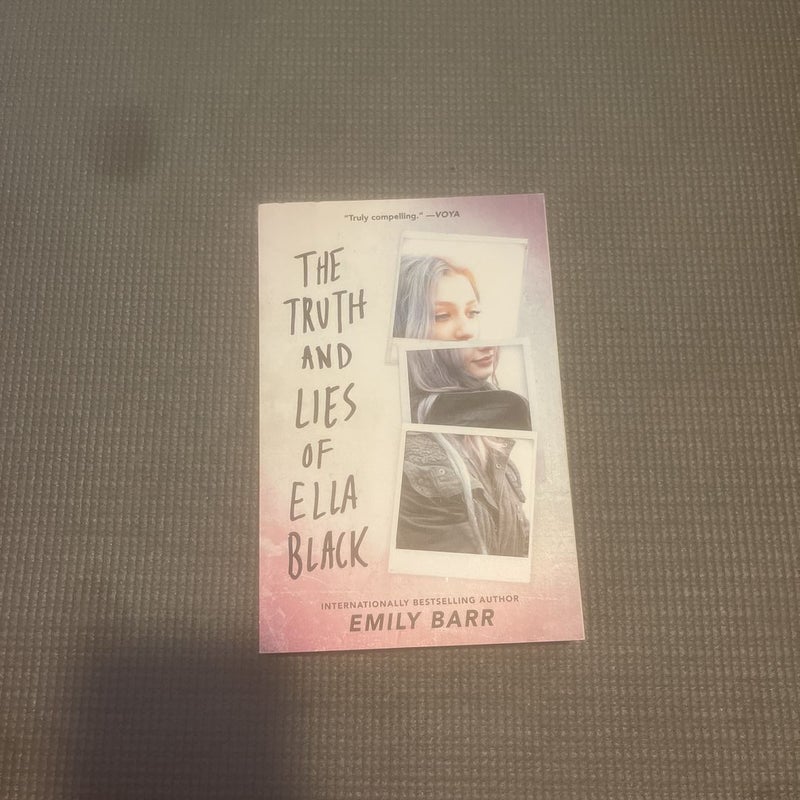 The Truth and Lies of Ella Black by Emily Barr, Paperback | Pangobooks
