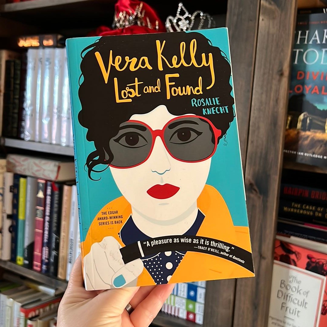 Vera Kelly by Rosalie Knecht