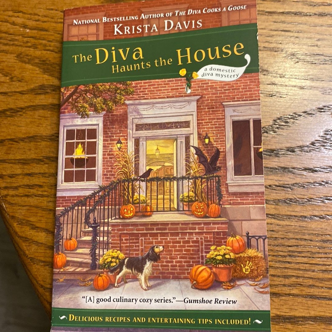 The Diva Haunts the House by Krista Davis, Paperback | Pangobooks