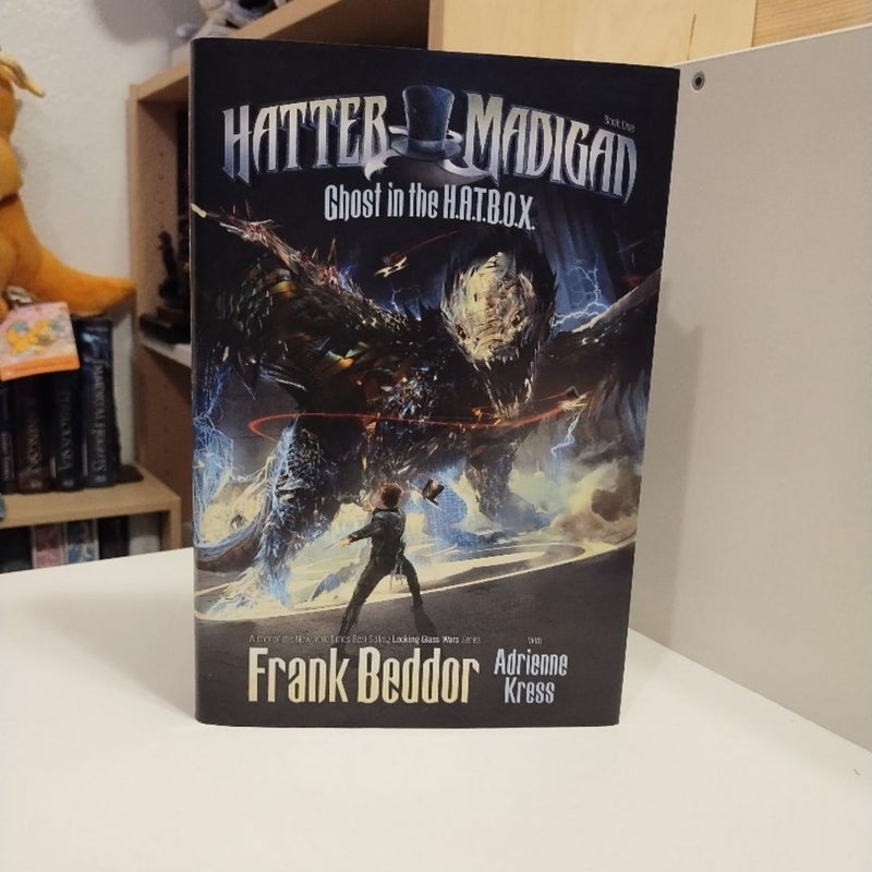 Hatter Madigan: Ghost in the Hatbox by Frank Beddor, Adrienne Kress