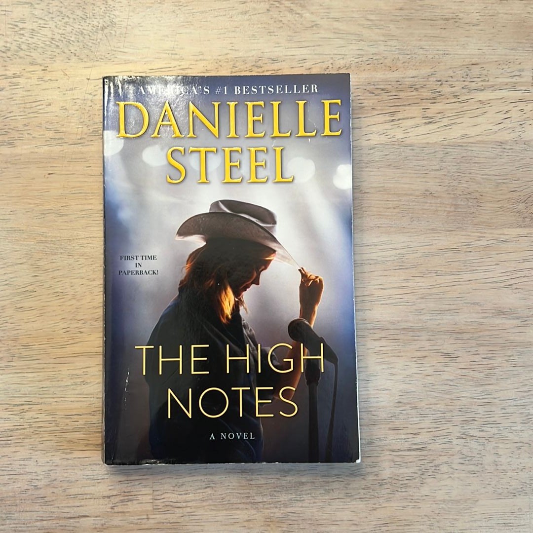 The High Notes by Danielle Steel, Paperback | Pangobooks