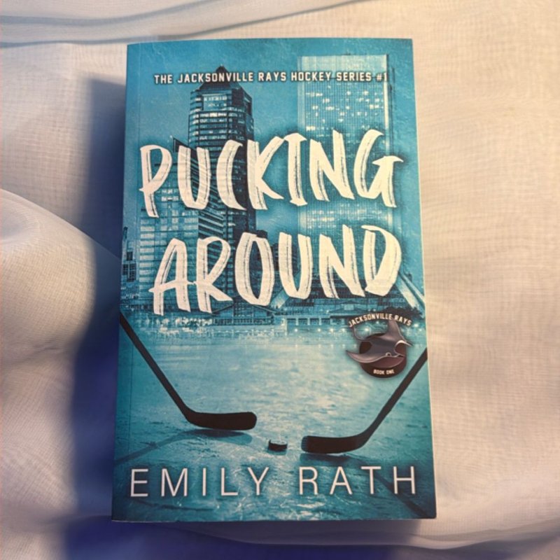 Pucking Around by , Paperback | Pangobooks