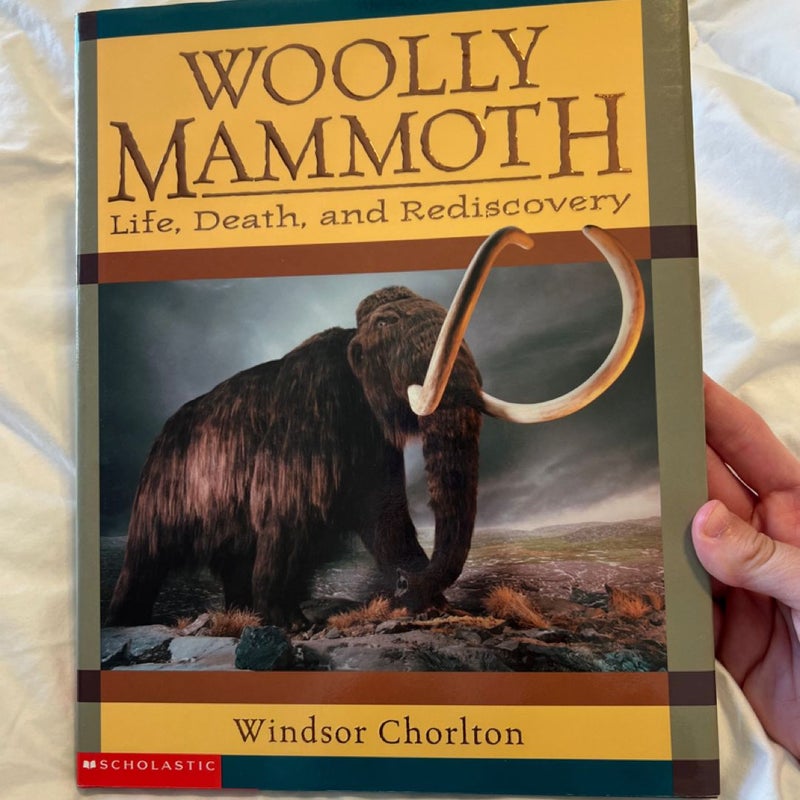 Woolly Mammoth by Windsor Chorlton, Hardcover | Pangobooks
