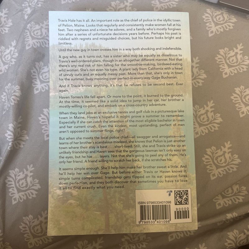 Travis by Mia Sheridan, Paperback | Pangobooks