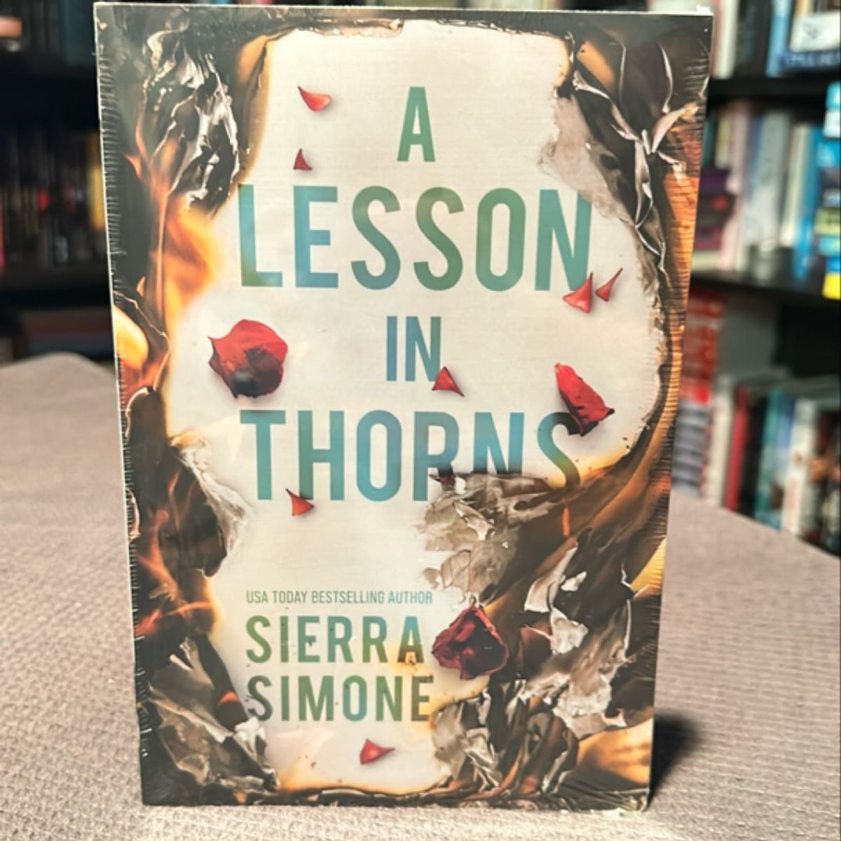 HELLO LOVELY A Lesson in Thorns by Sierra Simone, Paperback | Pangobooks