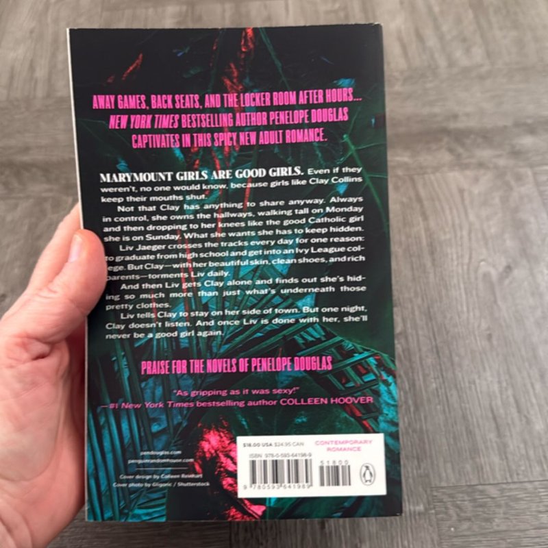 Tryst Six Venom by , Paperback | Pangobooks