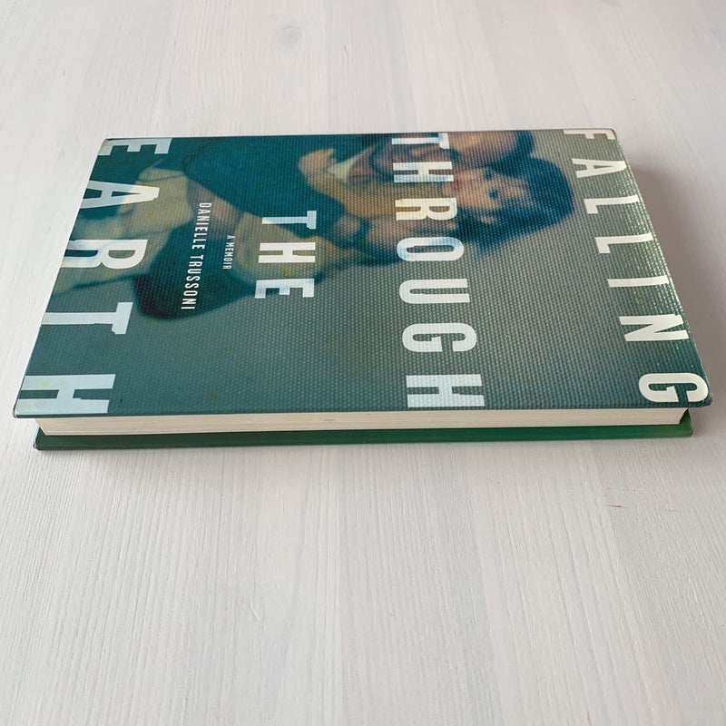 Falling Through the Earth by Danielle Trussoni, Hardcover | Pangobooks