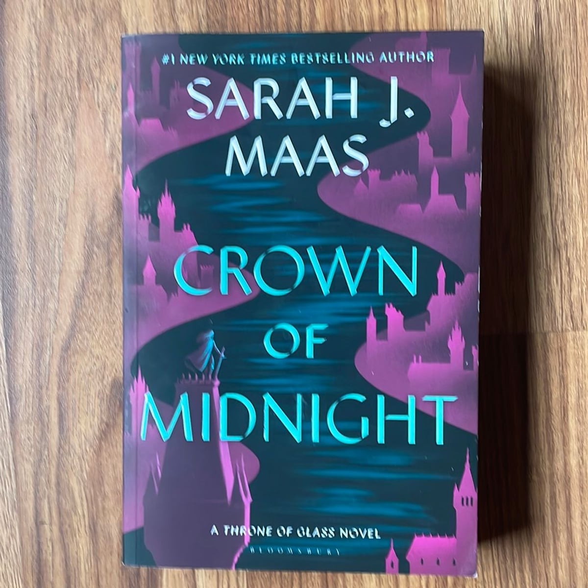 Crown of Midnight by Sarah J. Maas, Paperback | Pangobooks