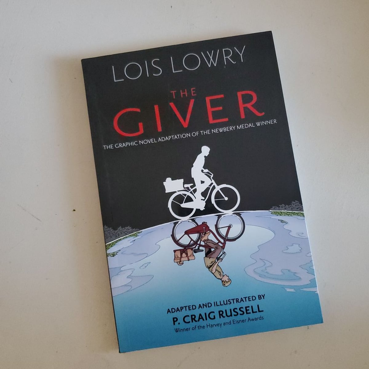 The Giver (graphic Novel) by Lois Lowry