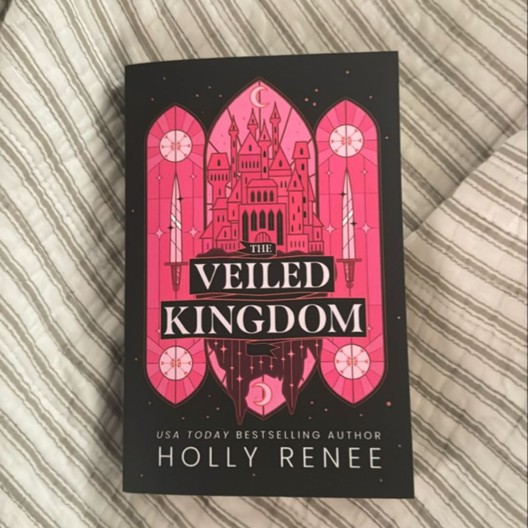 The Veiled Kingdom by Holly Renee , Paperback | Pangobooks