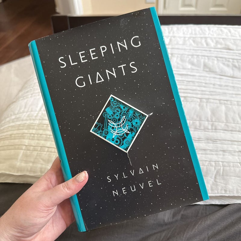 Sleeping Giants by Sylvain Neuvel, Hardcover | Pangobooks