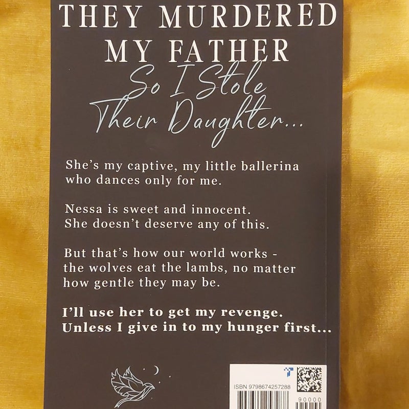 Stolen Heir by Sophie Lark, Paperback | Pangobooks