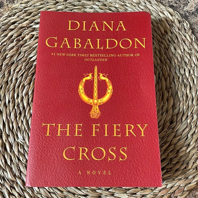 The Fiery Cross by Diana Gabaldon, Hardcover | Pangobooks