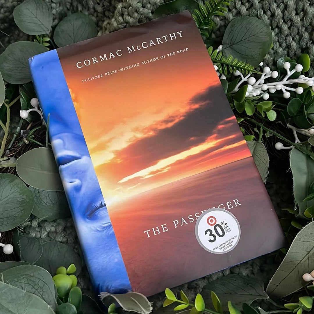 The Passenger by Cormac McCarthy, Hardcover | Pangobooks