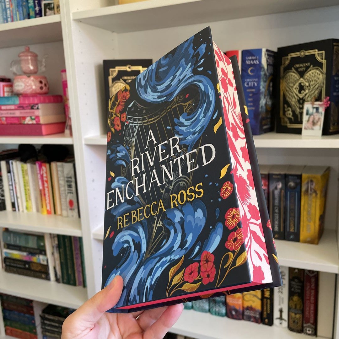 A River Enchanted illumicrate by Rebecca Ross, Hardcover | Pangobooks