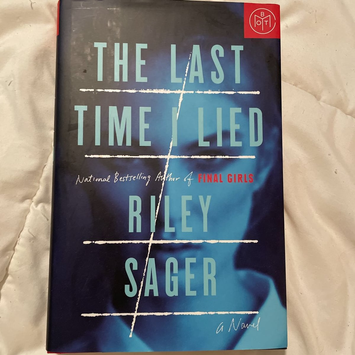The Last Time I Lied by Riley Sager, Hardcover | Pangobooks