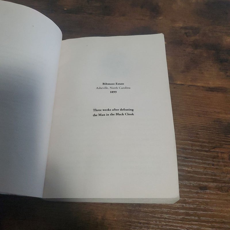 Serafina and the Twisted Staff by Robert Beatty, Paperback | Pangobooks