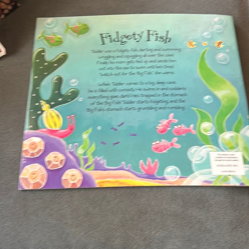 Fidgety Fish by Ruth Galloway, Paperback | Pangobooks