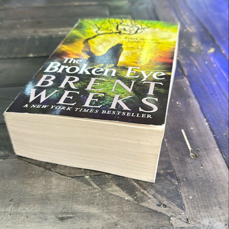 The Broken Eye by Brent Weeks, Paperback | Pangobooks
