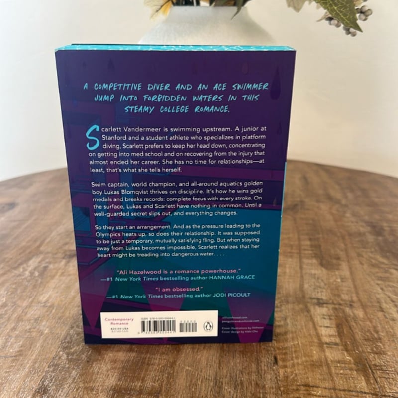 Deep End by Ali Hazelwood, Paperback | Pangobooks