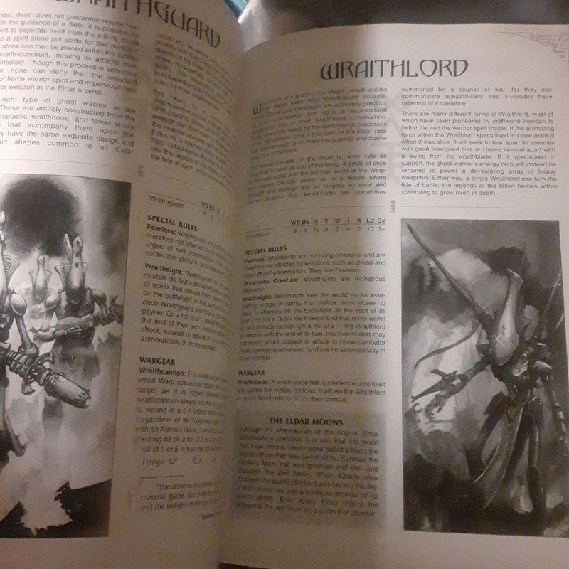 Warhammer 40k Codex Eldar 2010 paperback book Gamesworkshop. Small ...