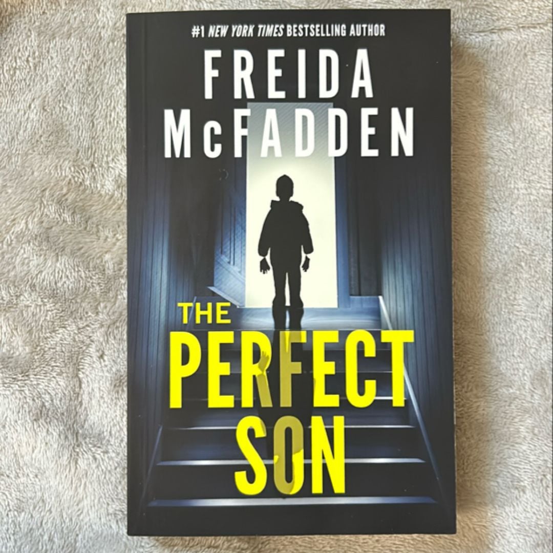 The Perfect Son by Freida McFadden, Paperback | Pangobooks