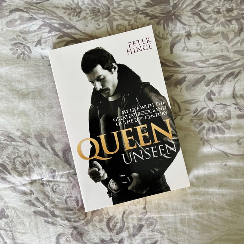 Queen Unseen by Peter Hince, Paperback | Pangobooks