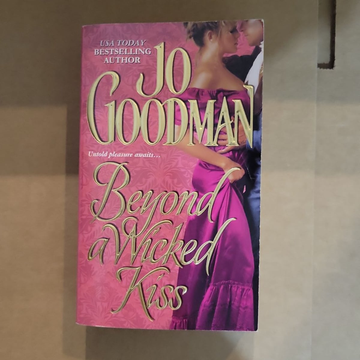 Beyond a Wicked Kiss by Jo Goodman, Paperback | Pangobooks